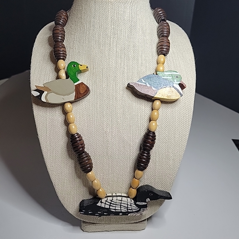 Rare Vintage Chunky Wooden Carved Mallard Ducks Neckl… - Gem